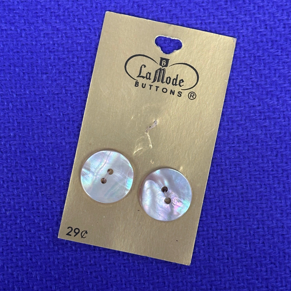 1960’s La Mode Off White Shell Buttons - Set of 2 - 3/4" - on card ...